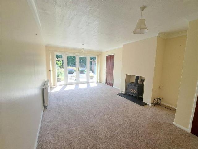 2 bedroom bungalow to rent