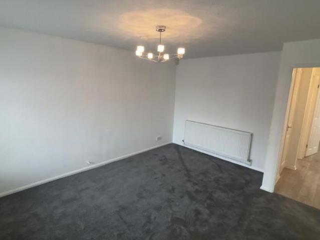 2 bedroom bungalow to rent