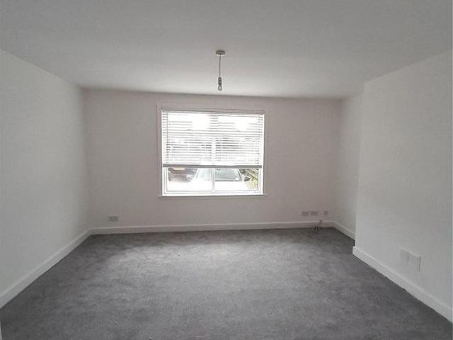2 bedroom bungalow to rent