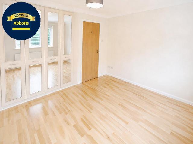 2 bedroom bungalow to rent