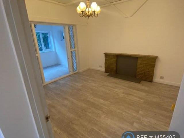 2 bedroom bungalow to rent
