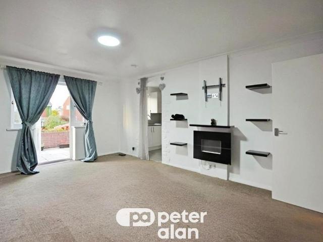 2 bedroom bungalow to rent