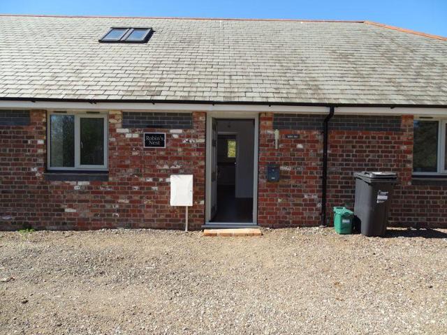2 bedroom bungalow to rent