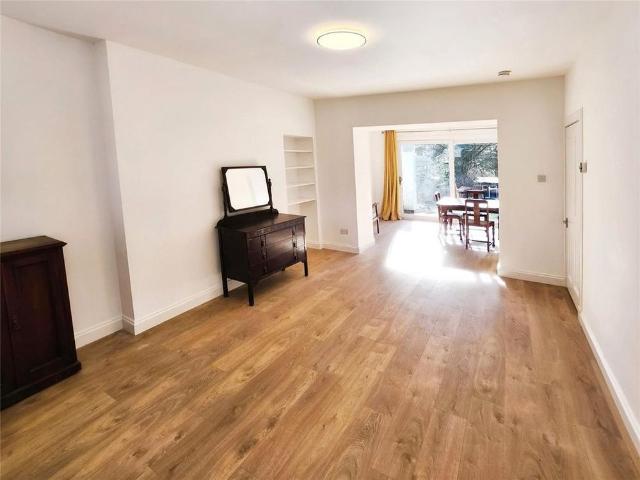 2 bedroom bungalow to rent