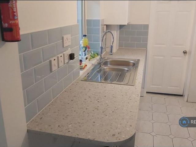 2 bedroom bungalow to rent