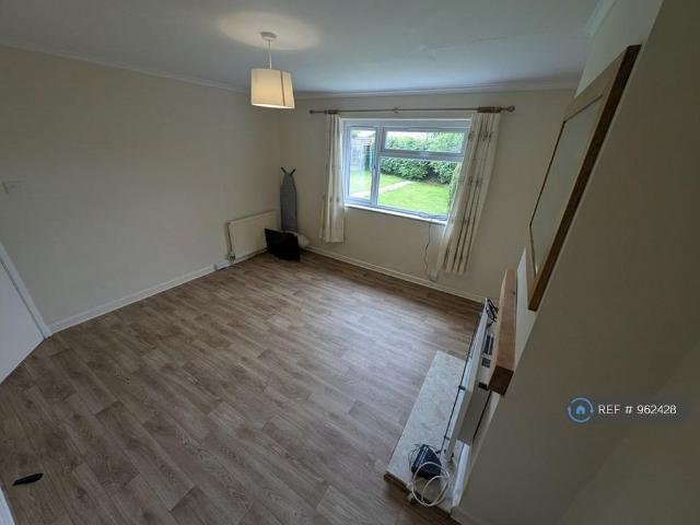 2 bedroom bungalow to rent