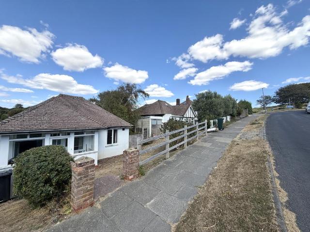 2 bedroom bungalow to rent