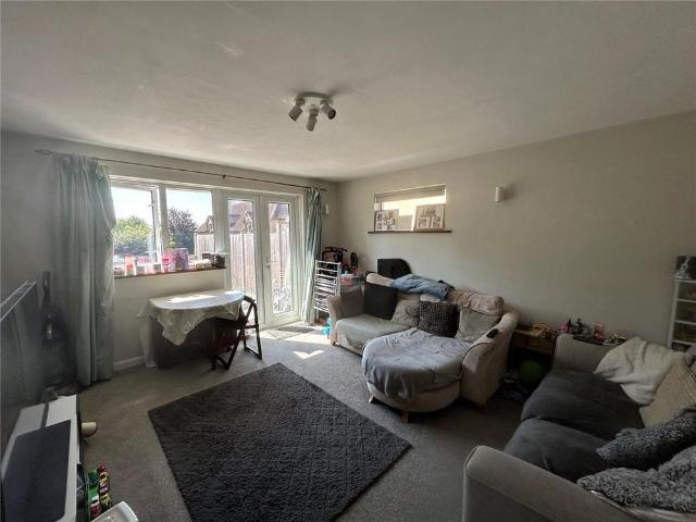 2 bedroom bungalow to rent