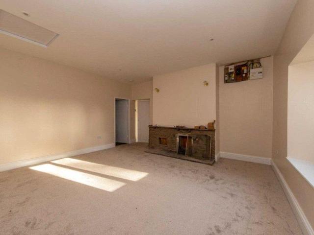 2 bedroom bungalow to rent