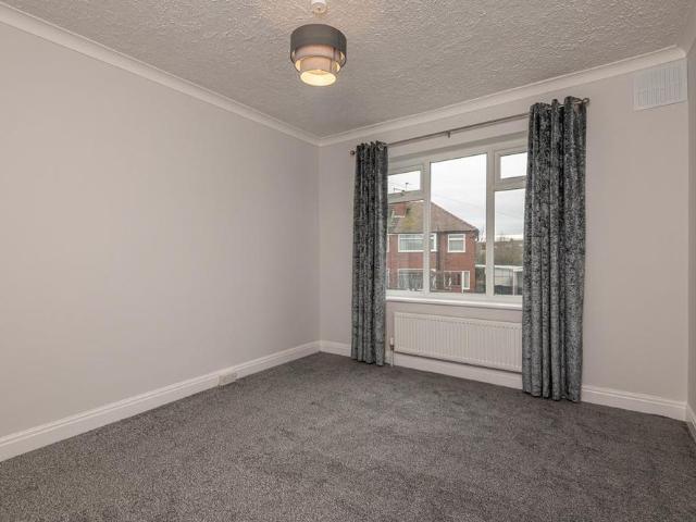 2 bedroom bungalow to rent
