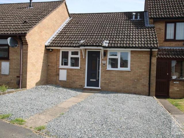 2 bedroom bungalow to rent