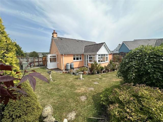 2 bedroom bungalow to rent
