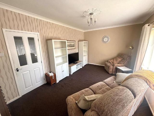 2 bedroom bungalow to rent