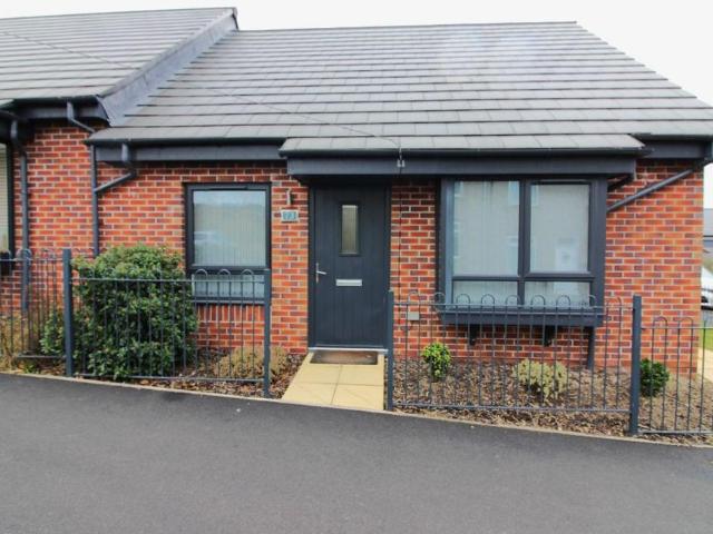 2 bedroom bungalow to rent