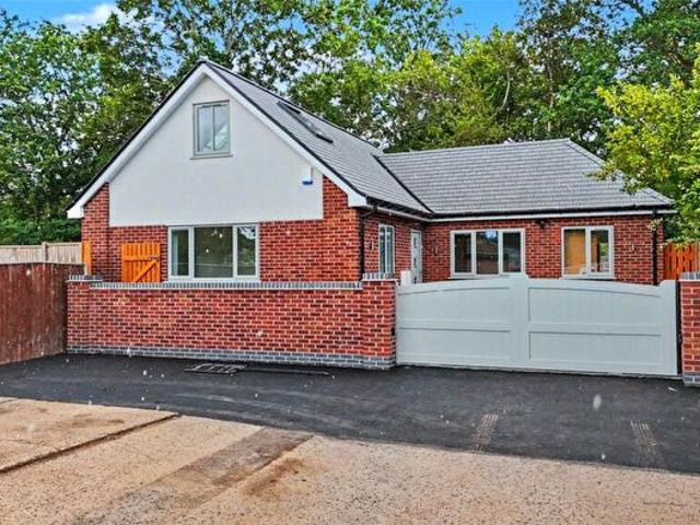2 Bedroom Bungalow To Rent In Walsgrave Drive, Solihull, West Midlands, B92