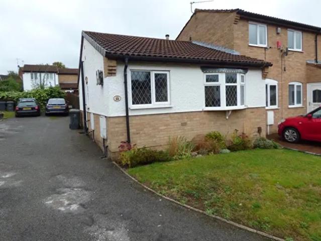 2 Bedroom Bungalow To Rent In Wimpole Road, Bramcote, Nottingha, NG9