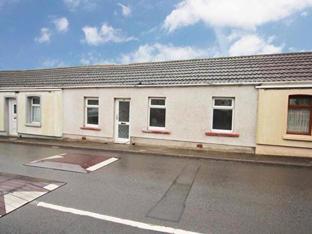 2 Bedroom Bungalow To Rent In Church Road, Seven Sisters, SA10