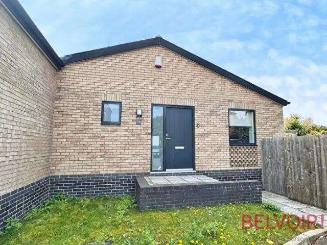 2 Bedroom Bungalow To Rent In Devonshire Court, West Bridgford, NG2