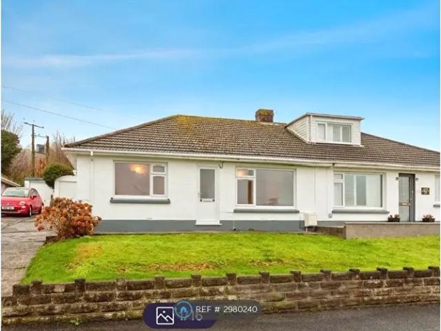 2 Bedroom Bungalow To Rent In Dolau Fan Road, Burry Port, SA16