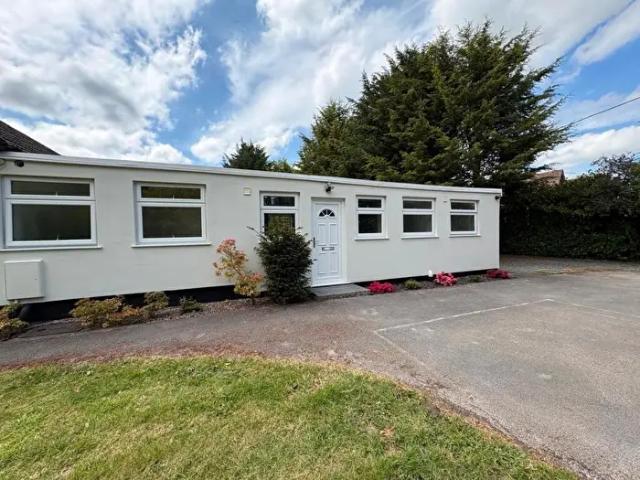 2 Bedroom Bungalow To Rent In Hob Lane, CV8
