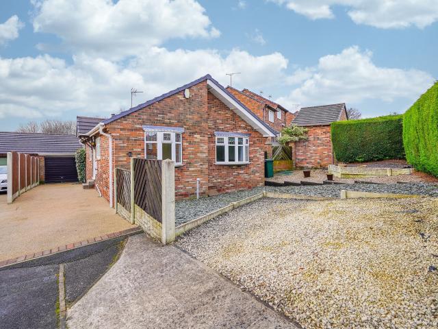2 bedroom bungalow to rent in orchard way brinsworth s60