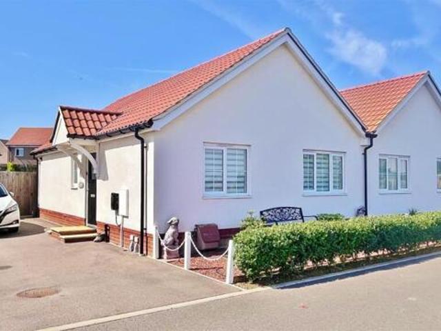 2 Bedroom Bungalow Thorpe Thorpe 101931433
