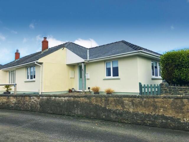 2 Bedroom Bungalow Trefin Trefin LS98801116