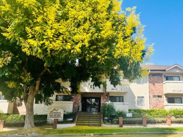 2 bedroom, Burbank CA 91501 87053061