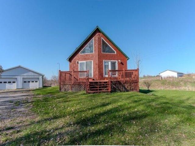 2 bedroom, Burke NY 12917 103621832