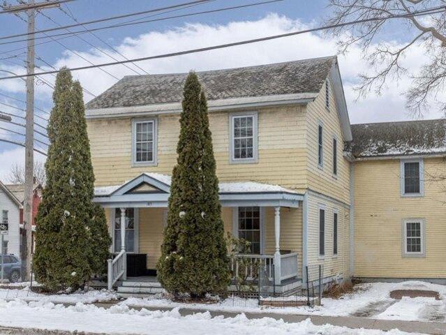 2 bedroom, Burlington VT 05401 102284341