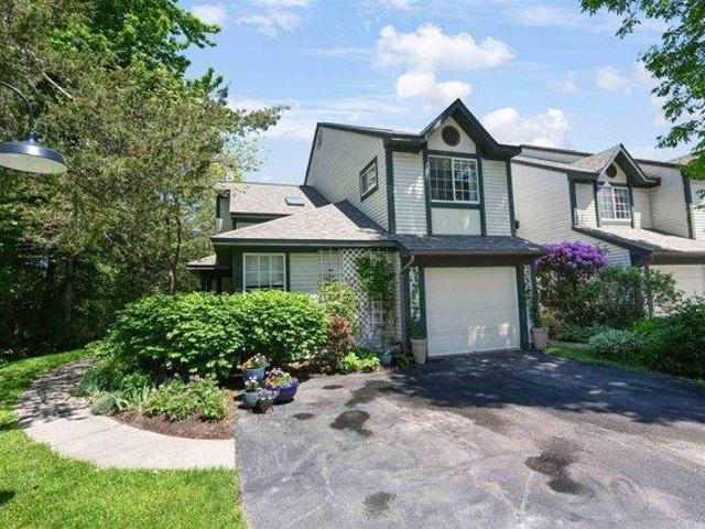 2 bedroom, Burlington VT 05401 103071622