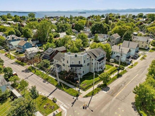 2 bedroom, Burlington VT 05401 105106252