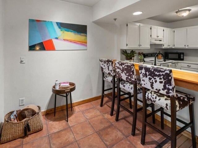 2 bedroom, Burlington VT 05401 LS103072357