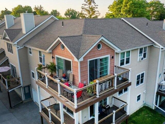 2 bedroom, Burlington VT 05408 104540437