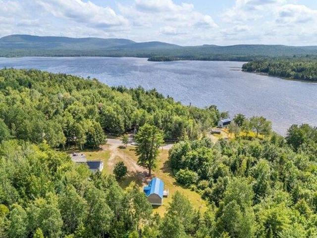 2 bedroom, Burlington ME 04417 104850916