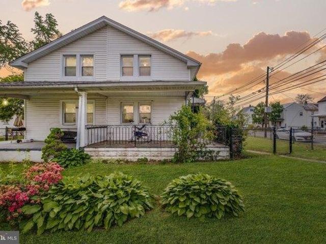 2 bedroom, Burlington NJ 08016 102259071