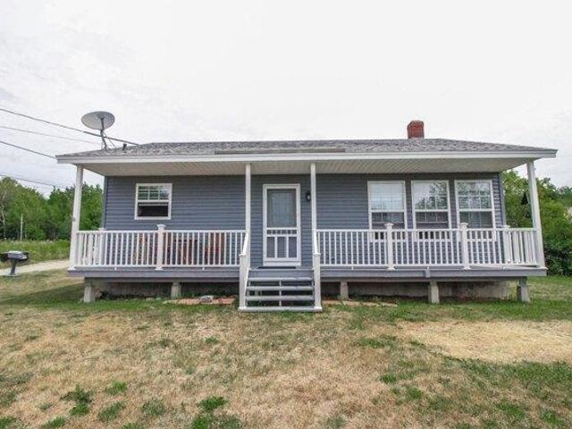 2 bedroom, Gouldsboro ME 04607 104869751