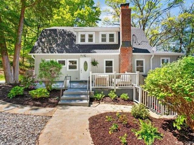 2 bedroom, Goldens Bridge NY 10526 102566491