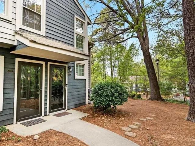 2 bedroom, GA GA 102551898