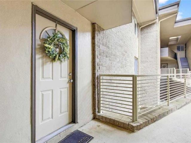2 bedroom, GA GA 102551890