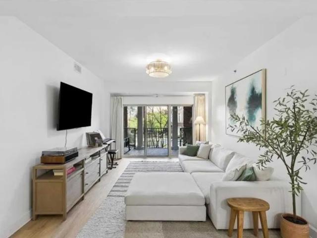 2 bedroom, GA GA 102701101