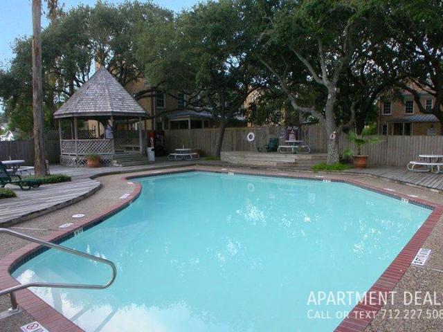 2 bedroom, Galveston TX 77550 77320814