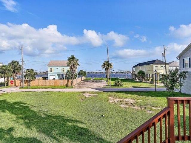 2 bedroom, Galveston TX 77551 LS94687859