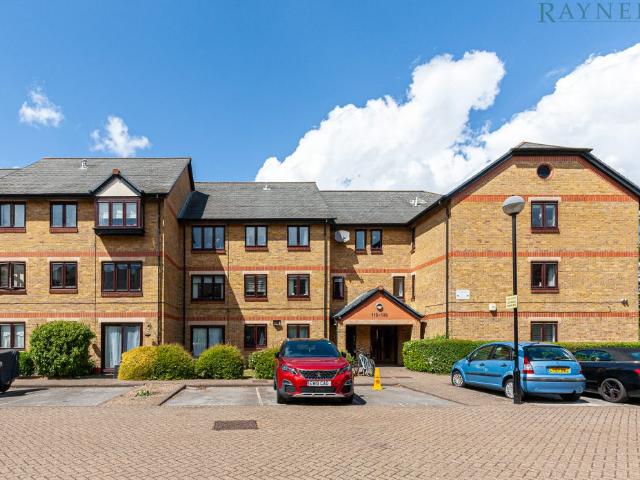2 Bedroom Garden Flat