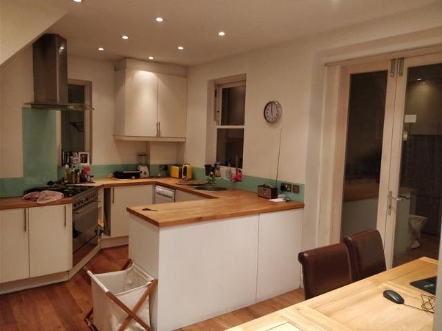 2 Bedroom Garden Flat in Chiswick