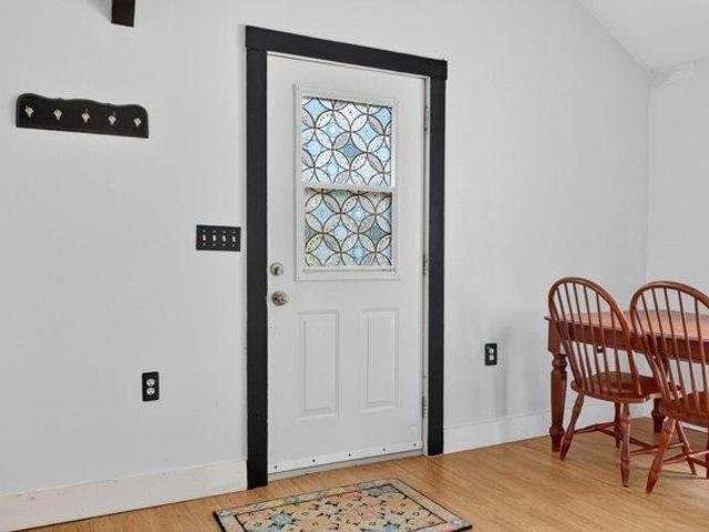 2 bedroom, Gardiner ME 04345 105106846