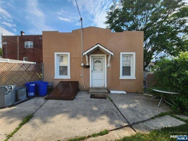 2 bedroom, Garfield NJ 07026 104788381