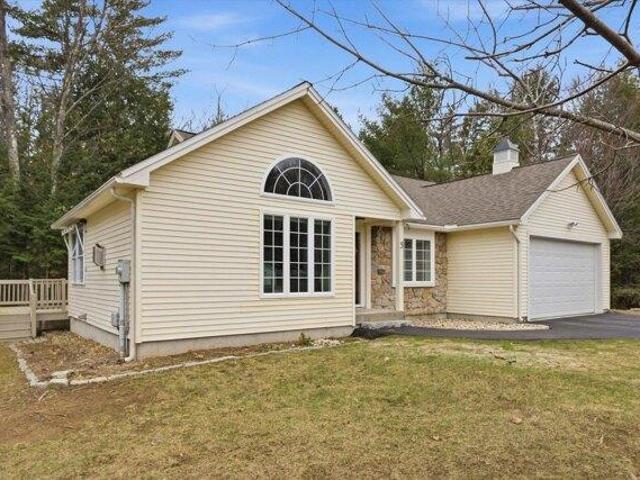 2 bedroom, Gilford NH 03249 LS102778984
