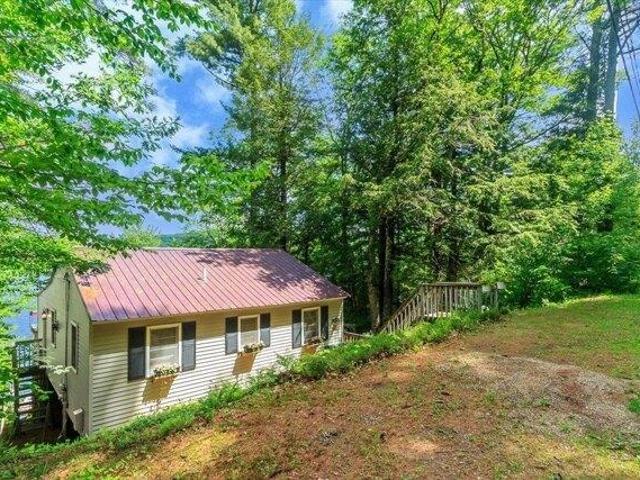 2 bedroom, Gilmanton NH 03237 104295353