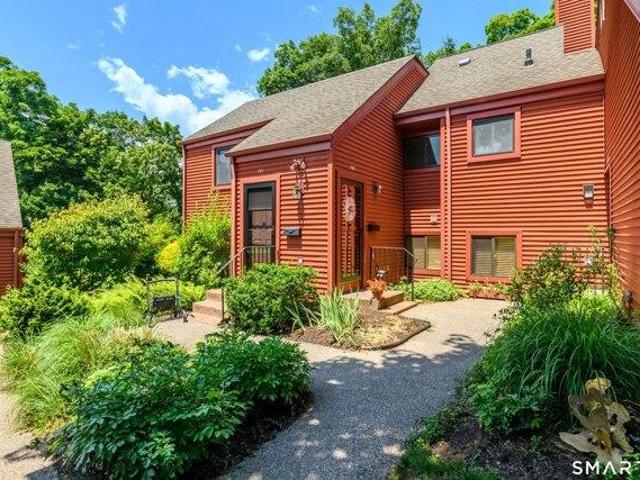 2 bedroom, Glastonbury CT 06033 104232536